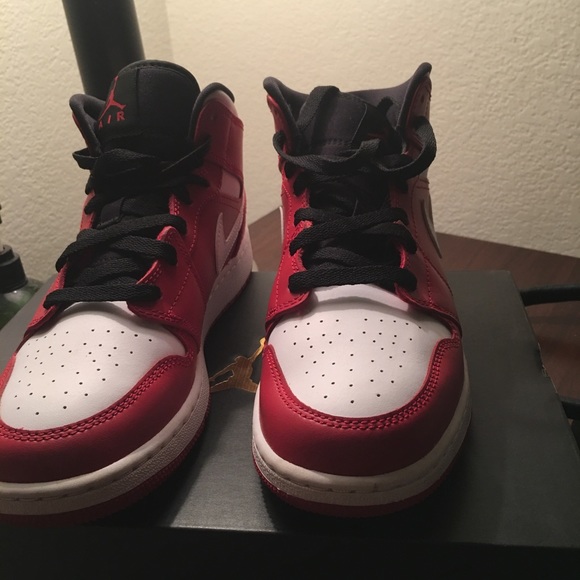 Nike | Shoes | Red Nike Air Jordan S | Poshmark